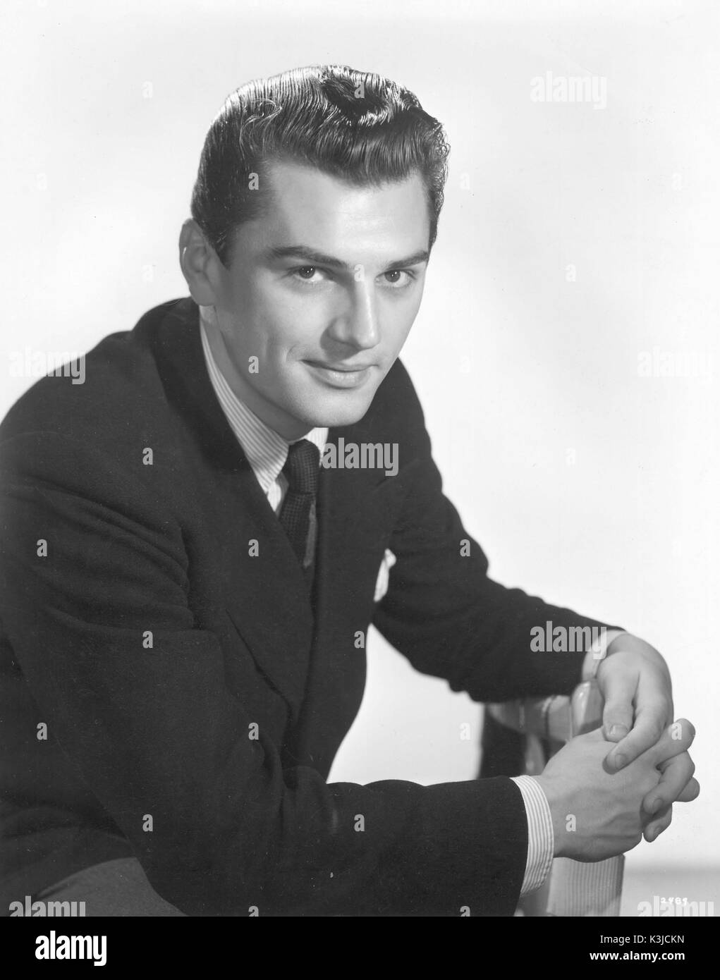 Edmund purdom hi-res stock photography and images - Alamy