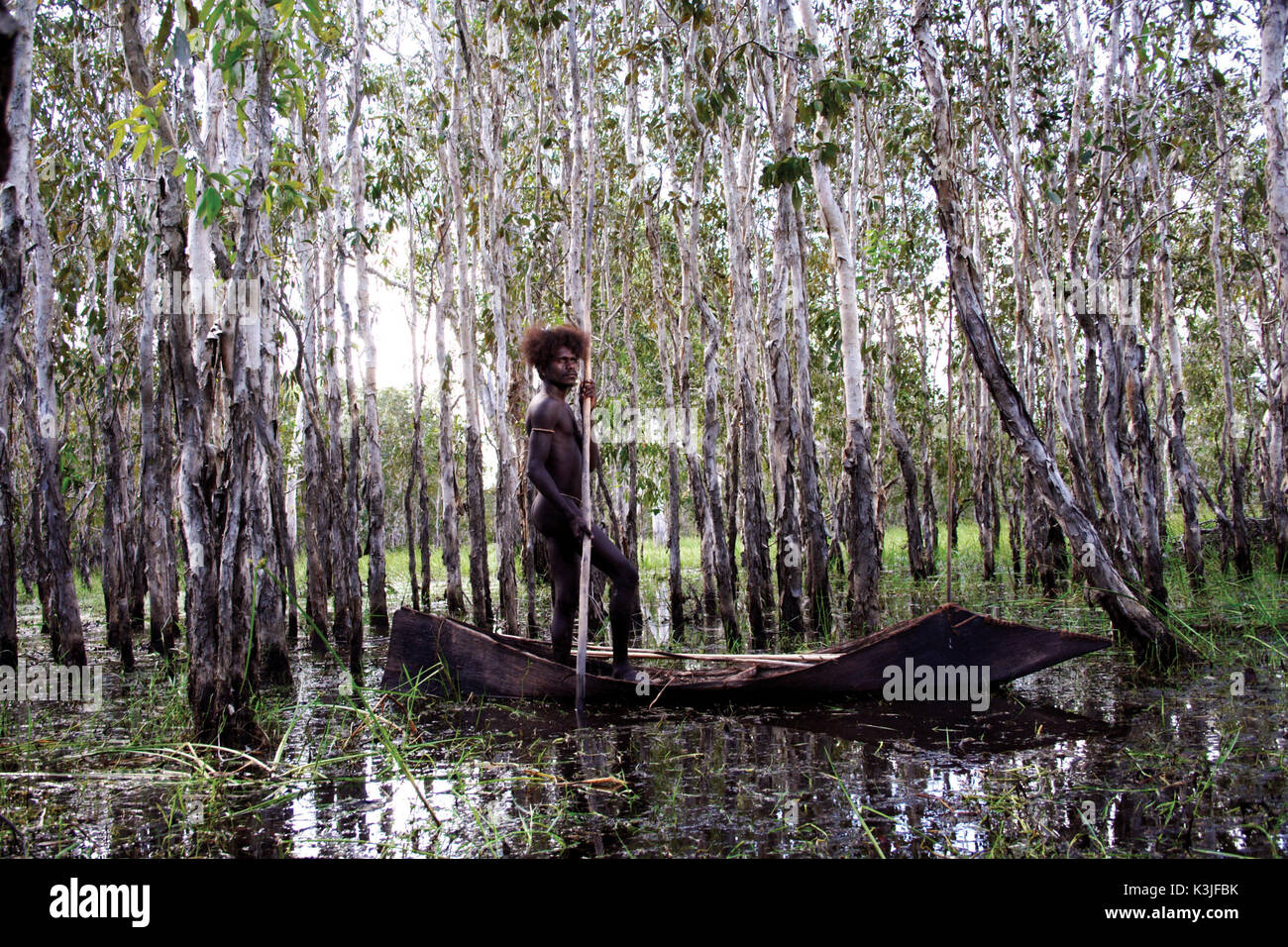 TEN CANOES JAMIE GULPILIL TEN CANOES Date: 2006 Stock Photo - Alamy