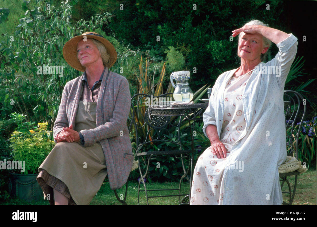 LADIES IN LAVENDER MAGGIE SMITH, JUDI DENCH. LADIES IN LAVENDER Date ...