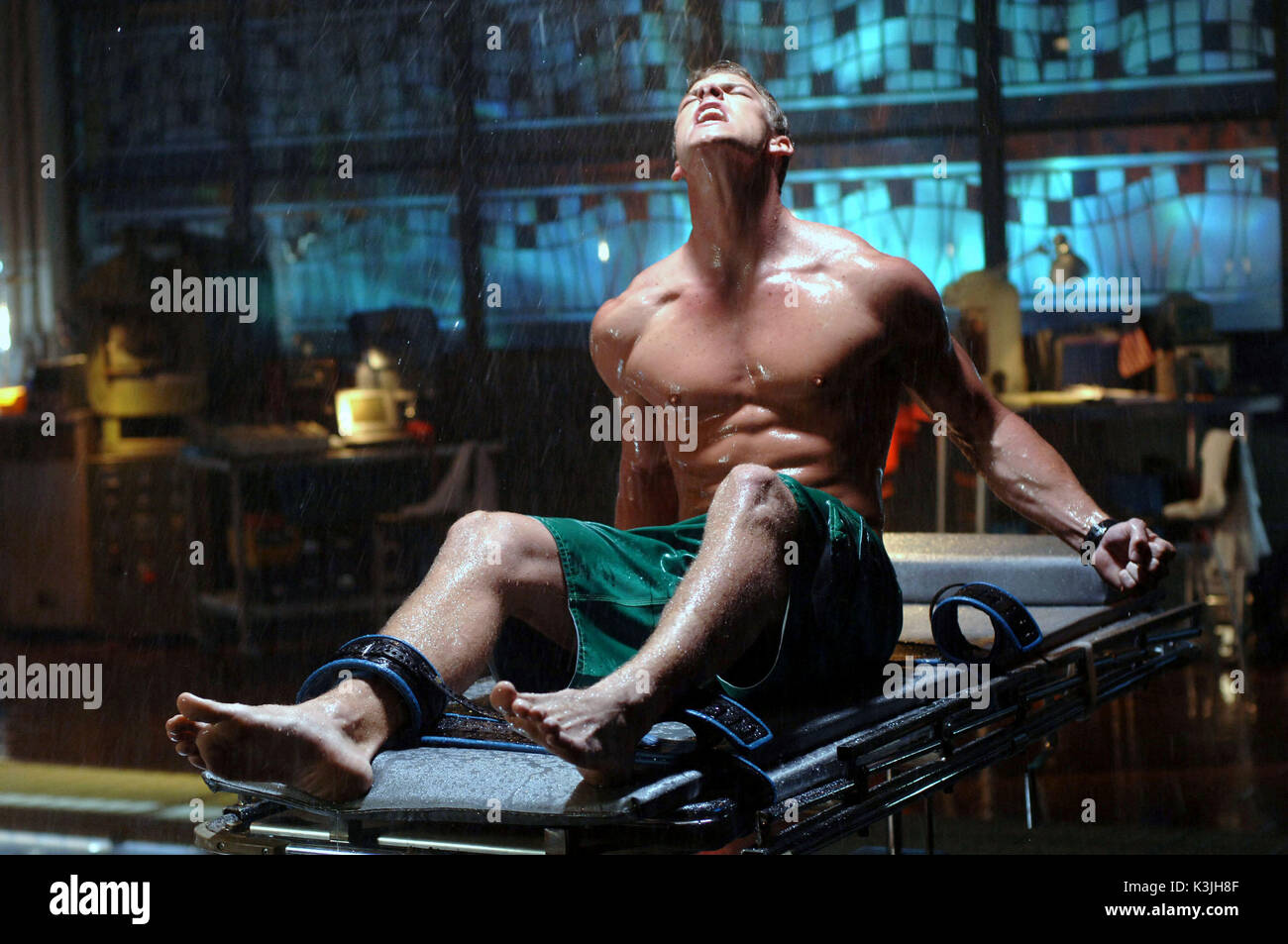 Alan ritchson hi-res stock photography and images - Alamy