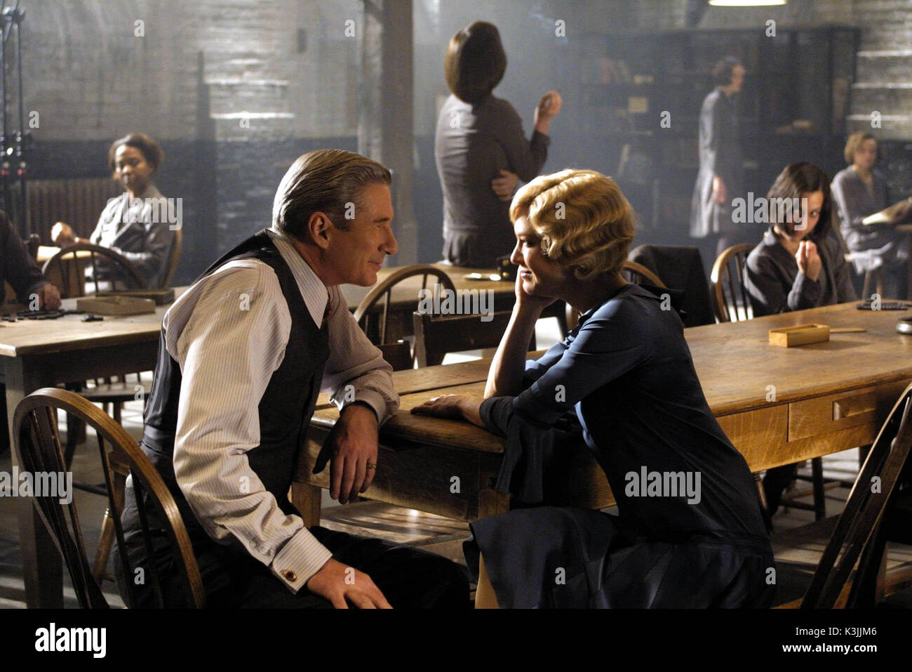 CHICAGO RICHARD GERE as Billy Flynn, RENEE ZELLWEGGER as Roxie Hart ...