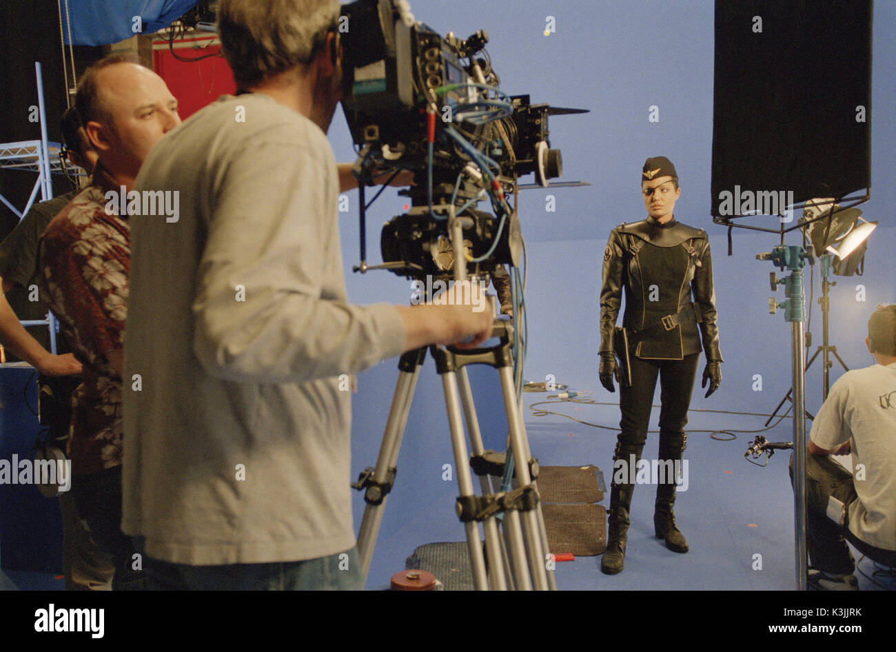 SKY CAPTAIN AND THE WORLD OF TOMORROW Director KERRY CONRAN Date: 2004 ...