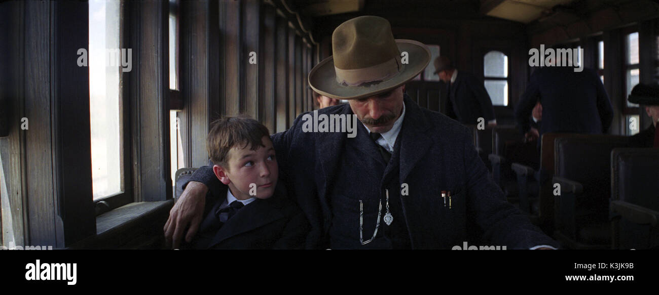 THERE WILL BE BLOOD DILLON FREASIER, DANIEL DAY-LEWIS THERE WILL BE ...