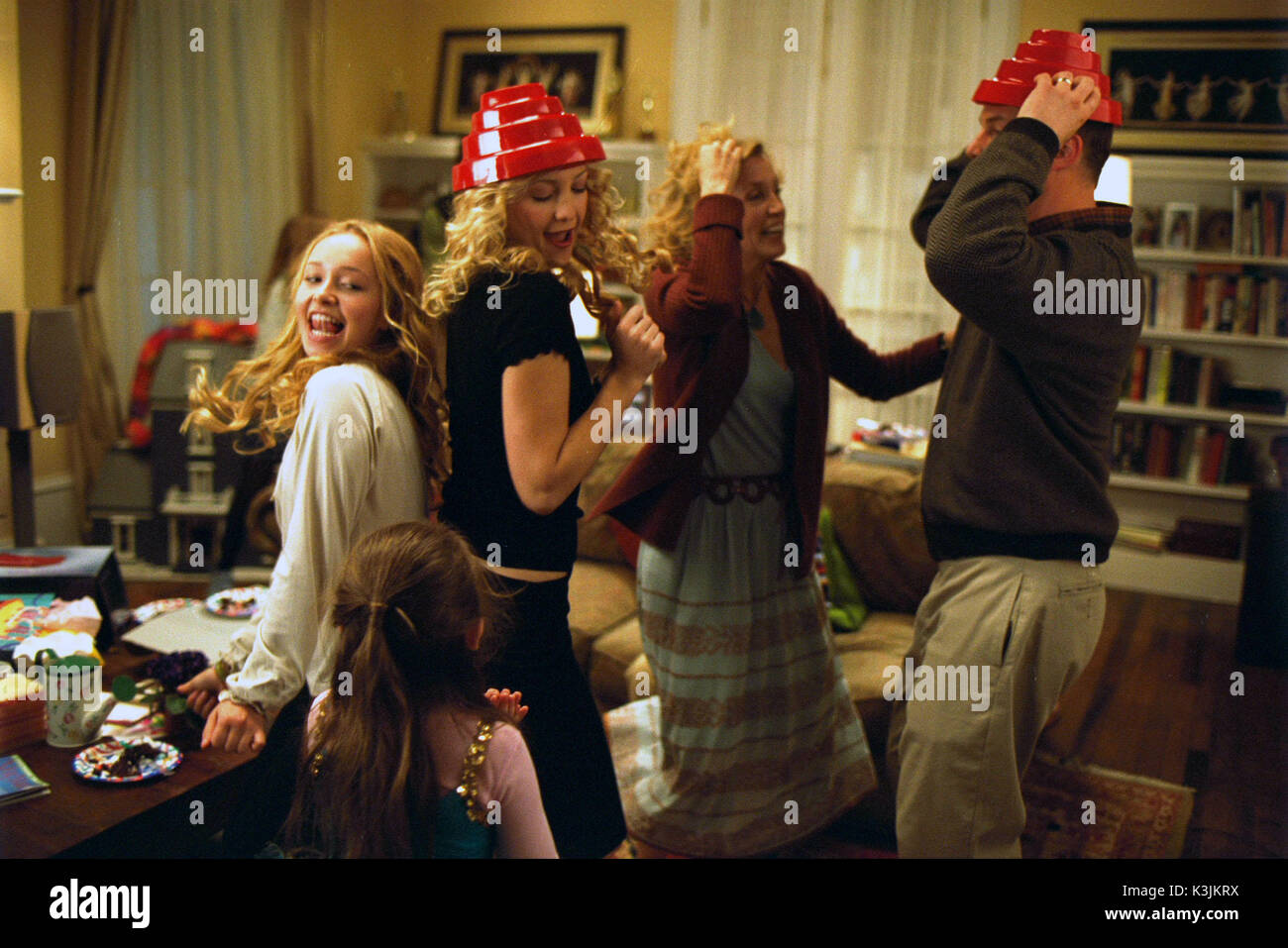 Raising helen 2004 abigail breslin hi-res stock photography and images ...