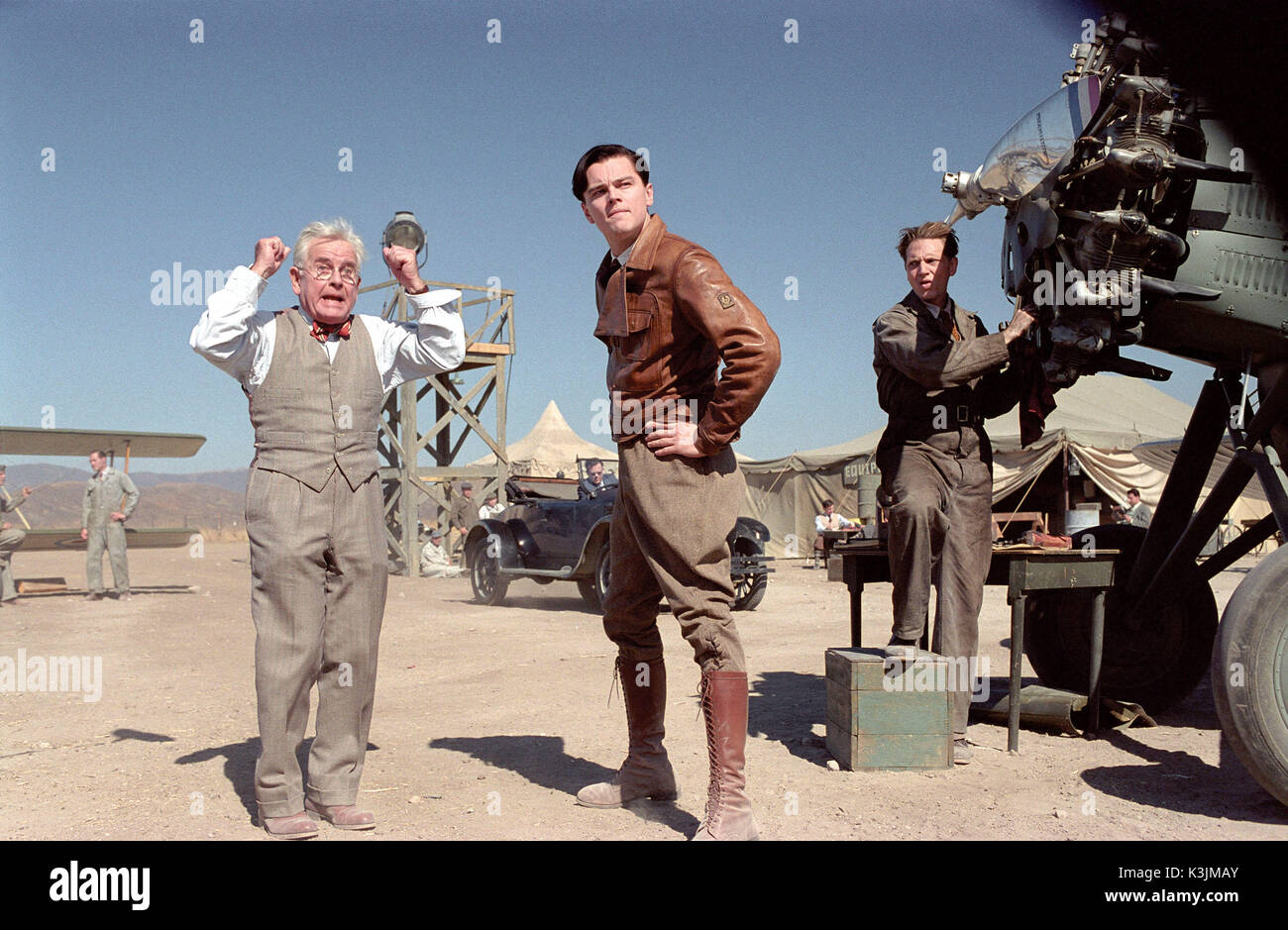 THE AVIATOR IAN HOLM as Professor Fitz, LEONARDO DICAPRIO as Howard ...