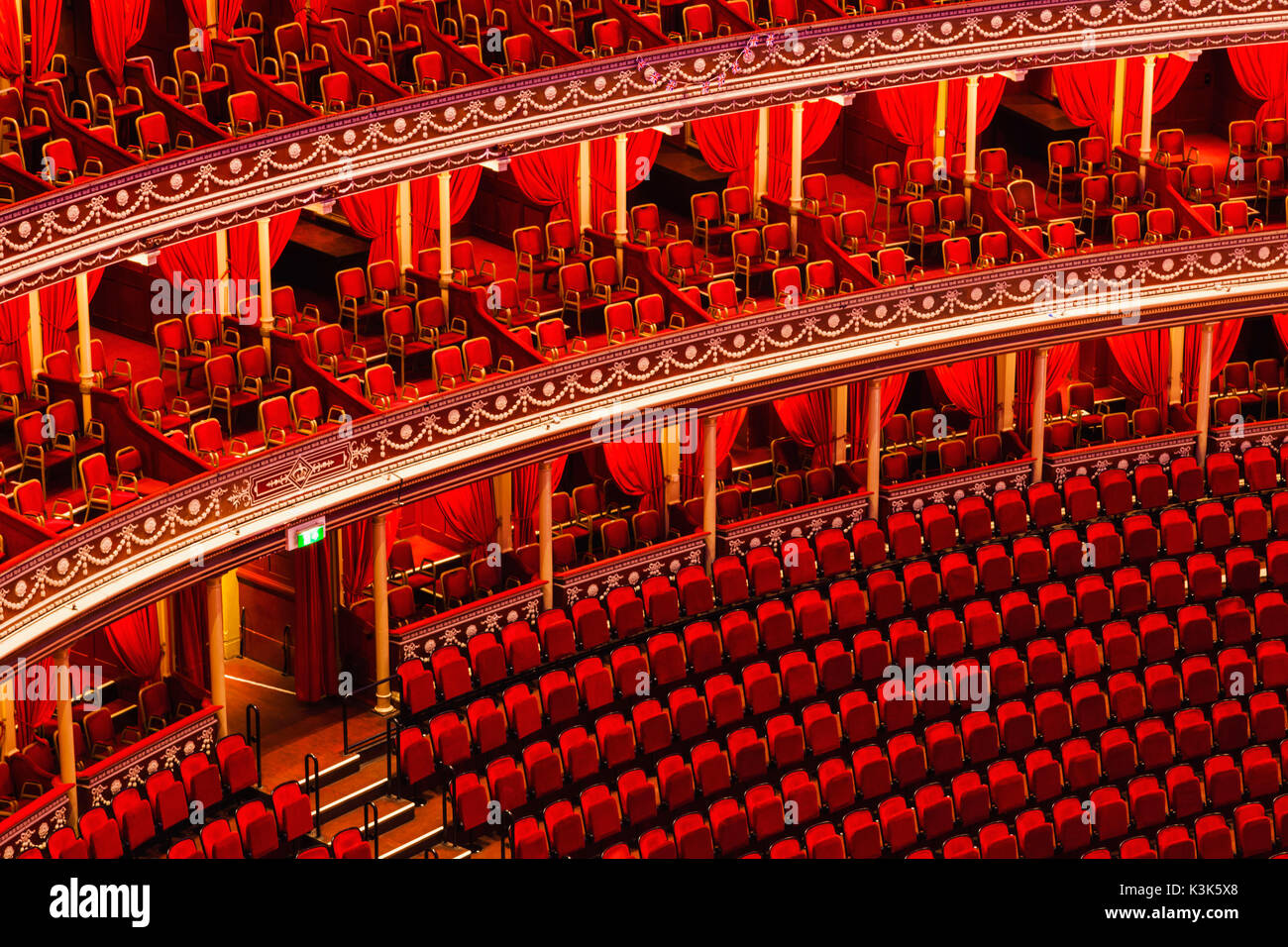 Royal albert hall interior hi-res stock photography and images - Alamy