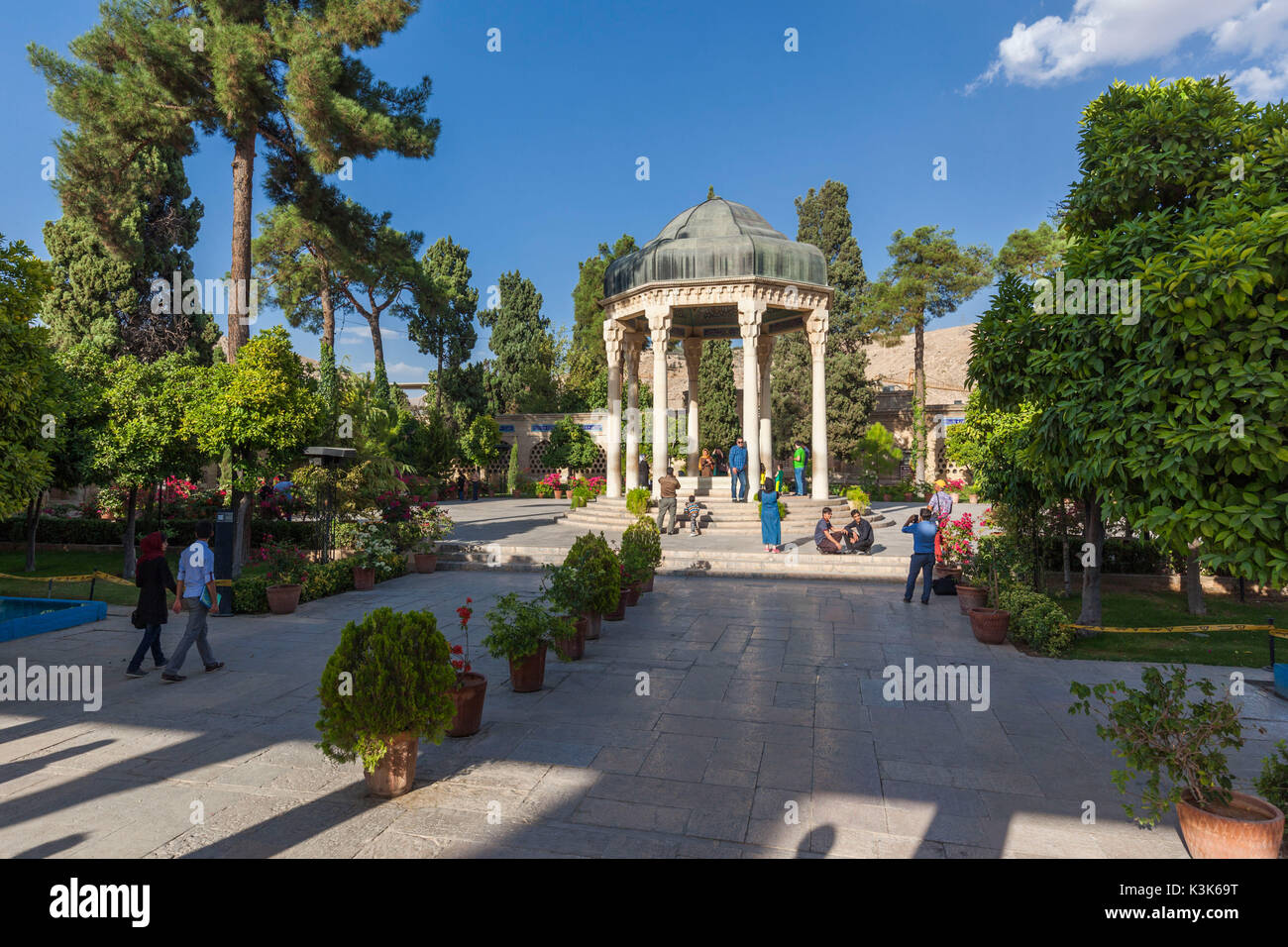 Iran Shiraz Hafez High Resolution Stock Photography and Images - Alamy