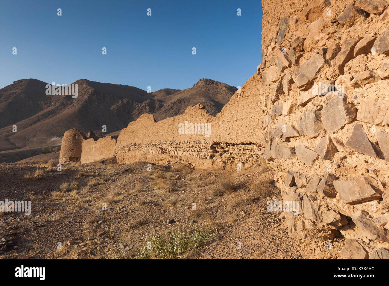 Iran, Central Iran, Abyaneh, ruins of mountaintop fort Stock Photo - Alamy