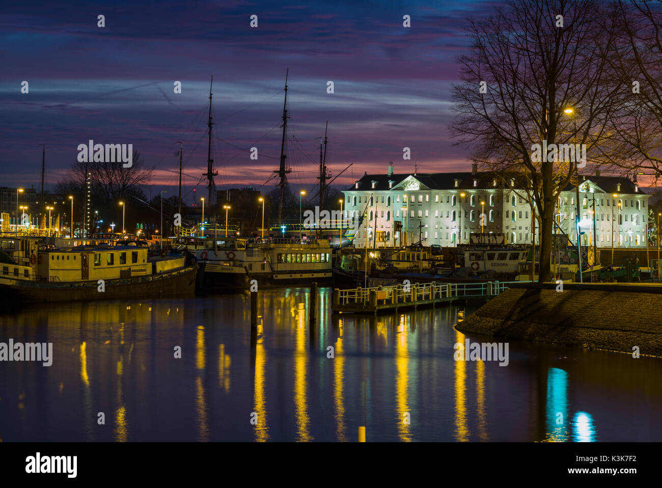 Oosterdok area hi-res stock photography and images - Alamy