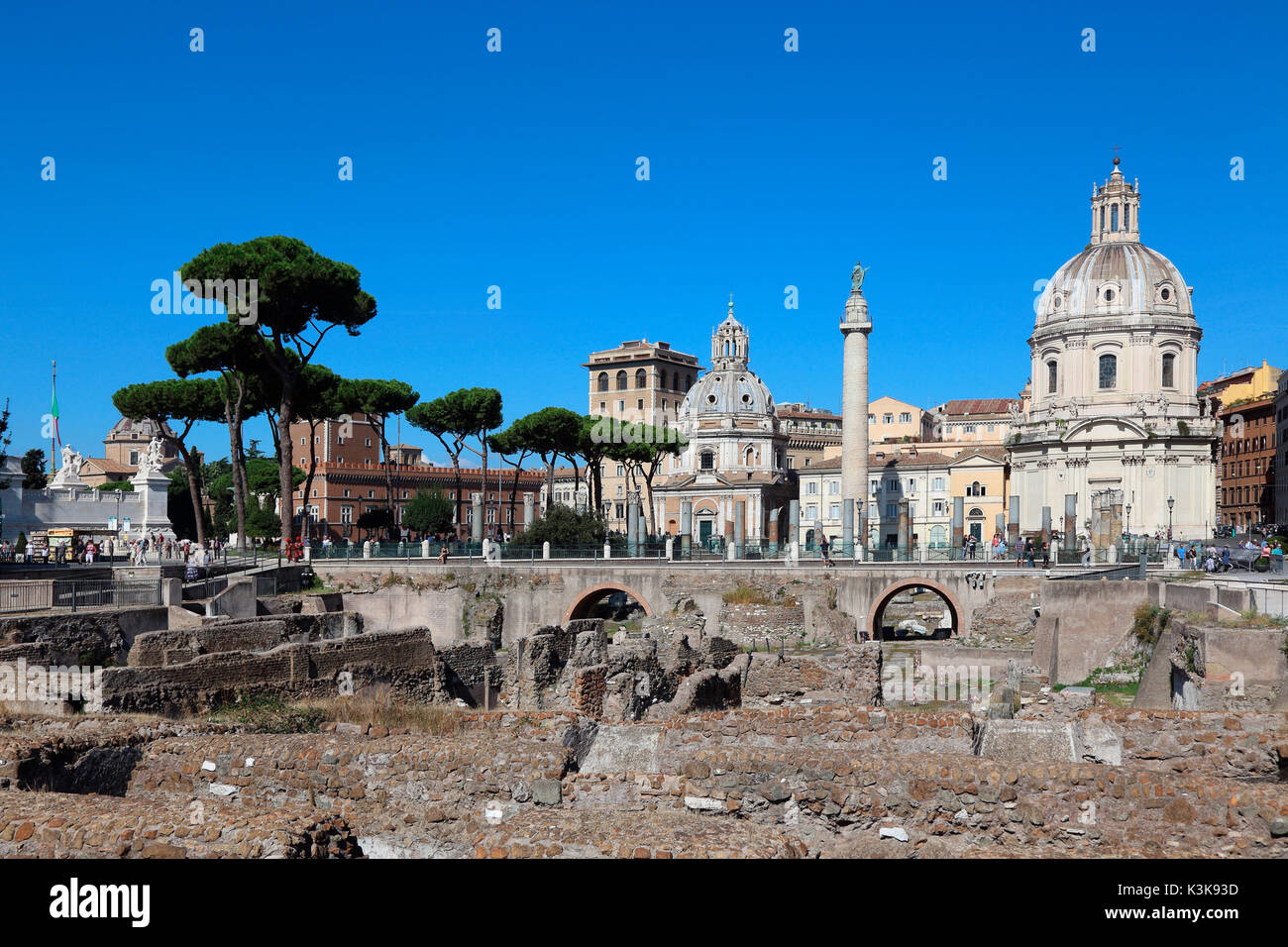 Colonna traiana hi-res stock photography and images - Alamy