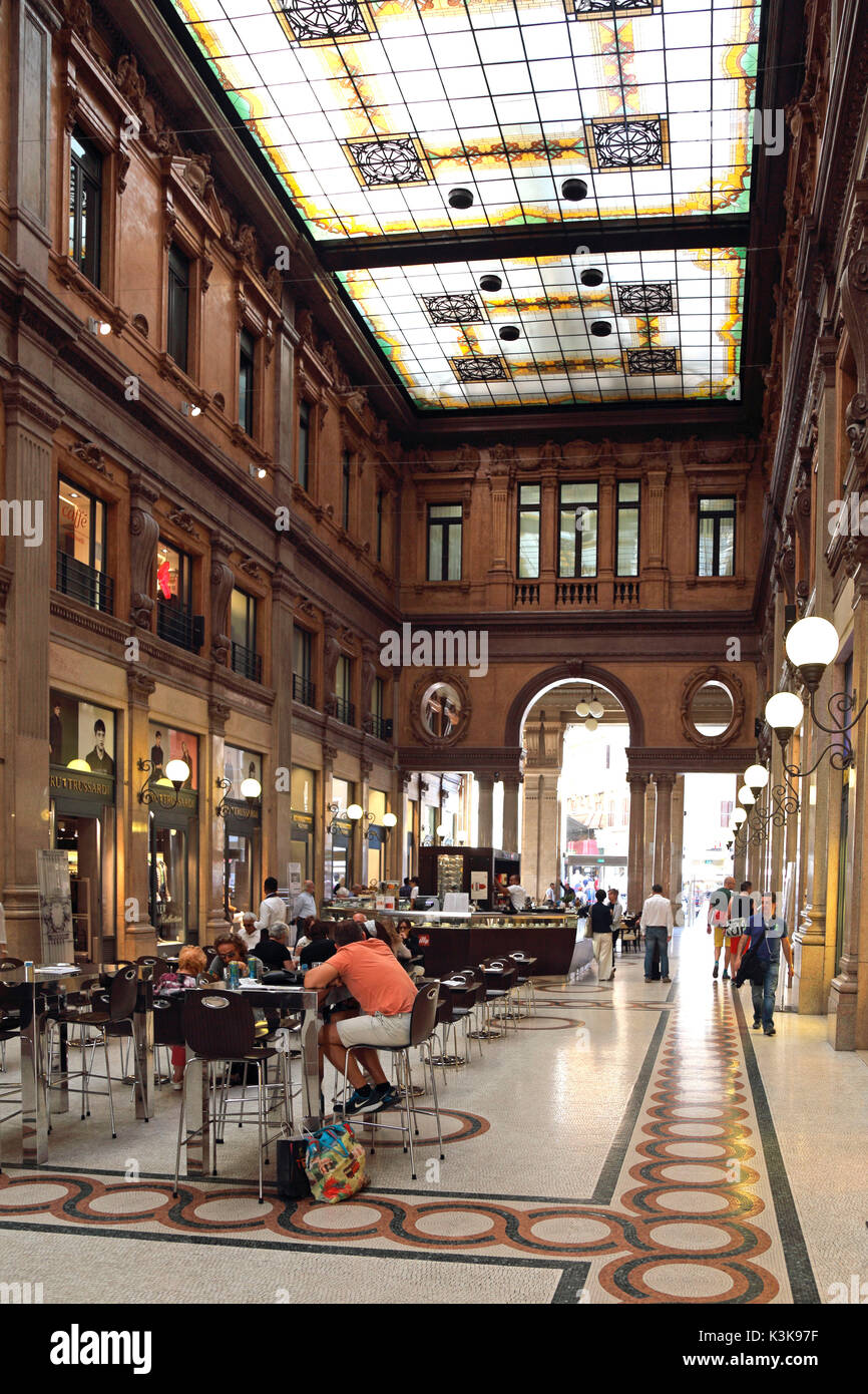 Shopping gallery rome hi-res stock photography and images - Alamy