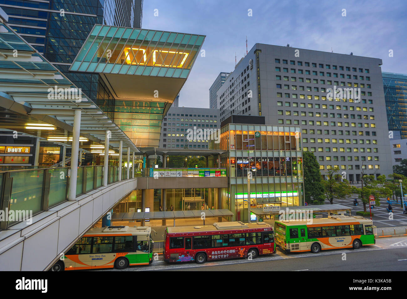 Shinagawa hi-res stock photography and images - Alamy