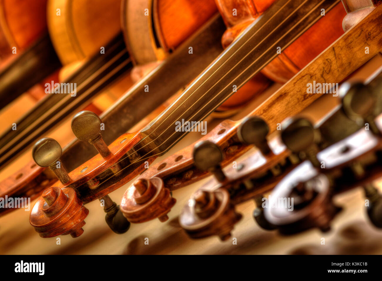 Various old violins hi-res stock photography and images - Alamy