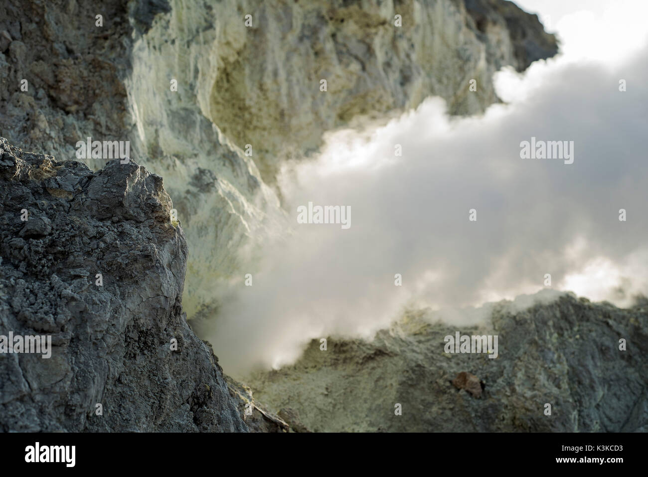 Sulphur spring hi-res stock photography and images - Alamy