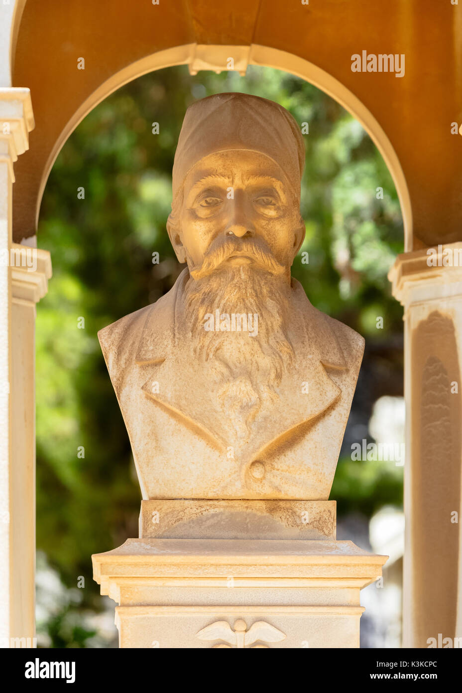 Headstone in greek orthodox cemetery hi-res stock photography and ...