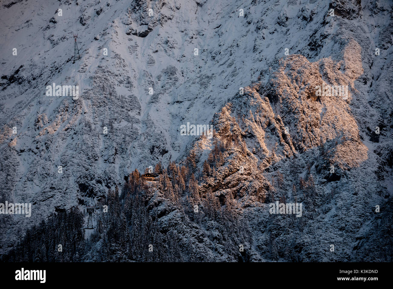 Mittenwalder hut in the last light Stock Photo - Alamy