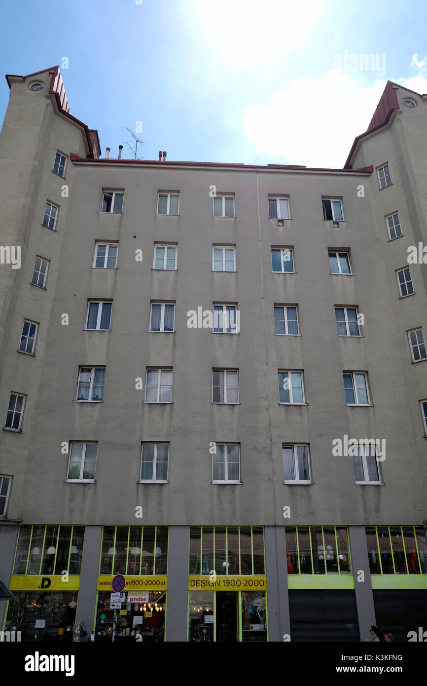 Capital house hi-res stock photography and images - Alamy