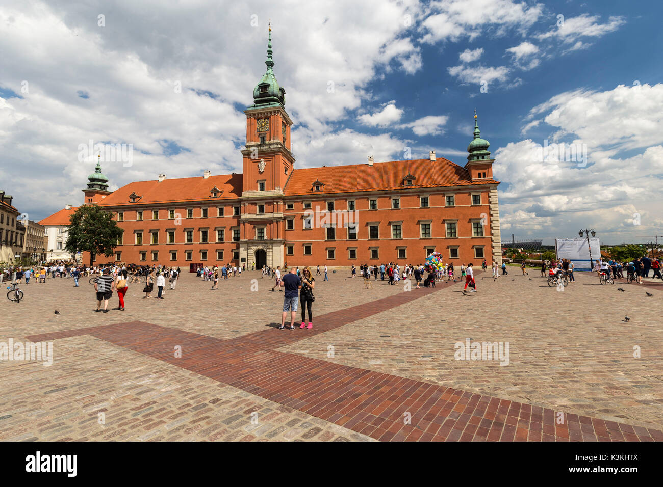 Warsaw the capital and largest city of poland castle square hi-res ...