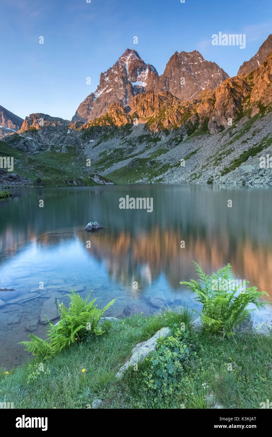 Sunrise on Monviso and Visolotto from the shores of Lago Fiorenza ...