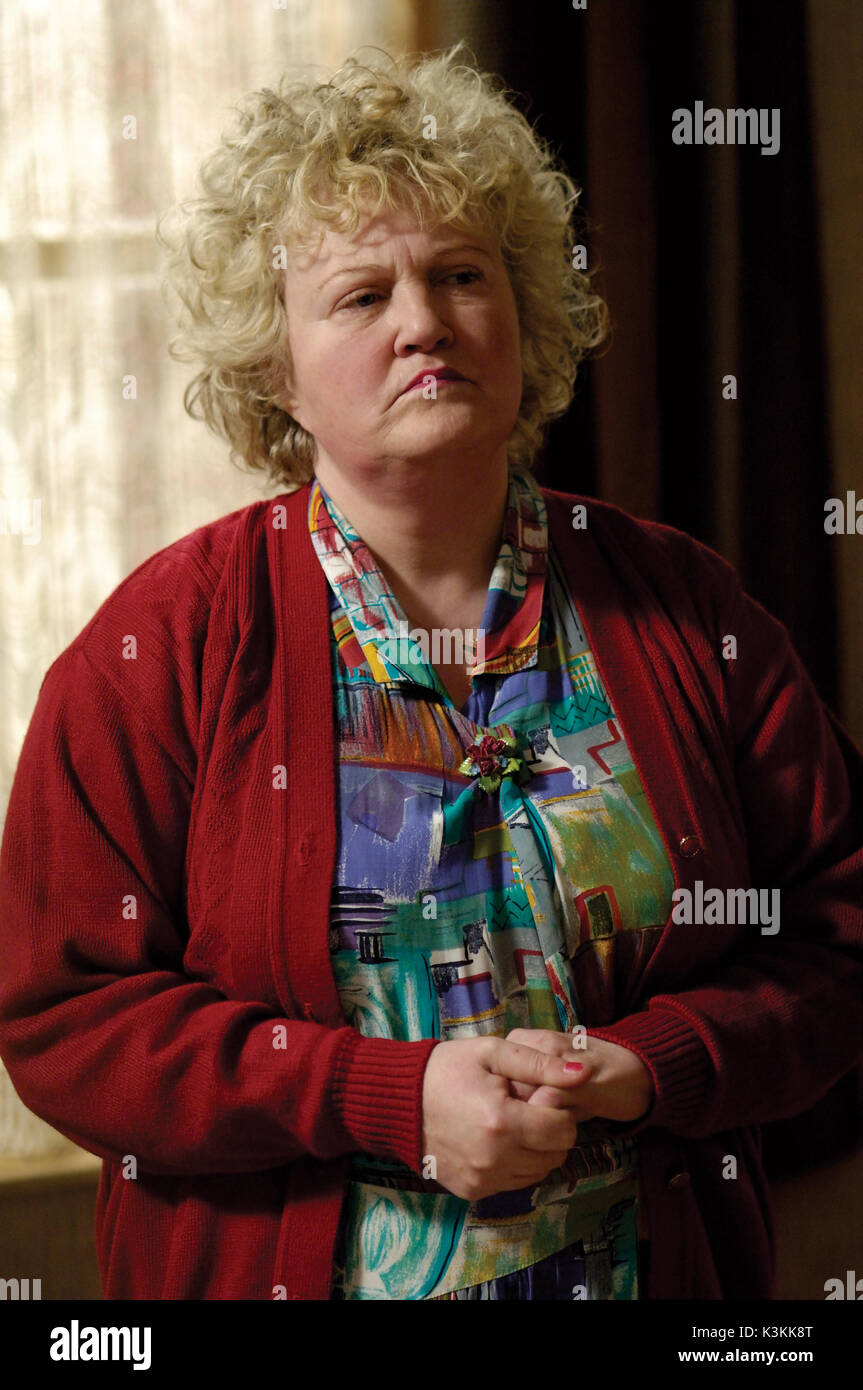 CLOSING THE RING Brenda Fricker Date: 2007 Stock Photo - Alamy