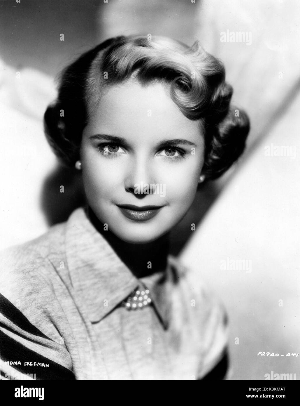 Mona freeman hi-res stock photography and images - Alamy