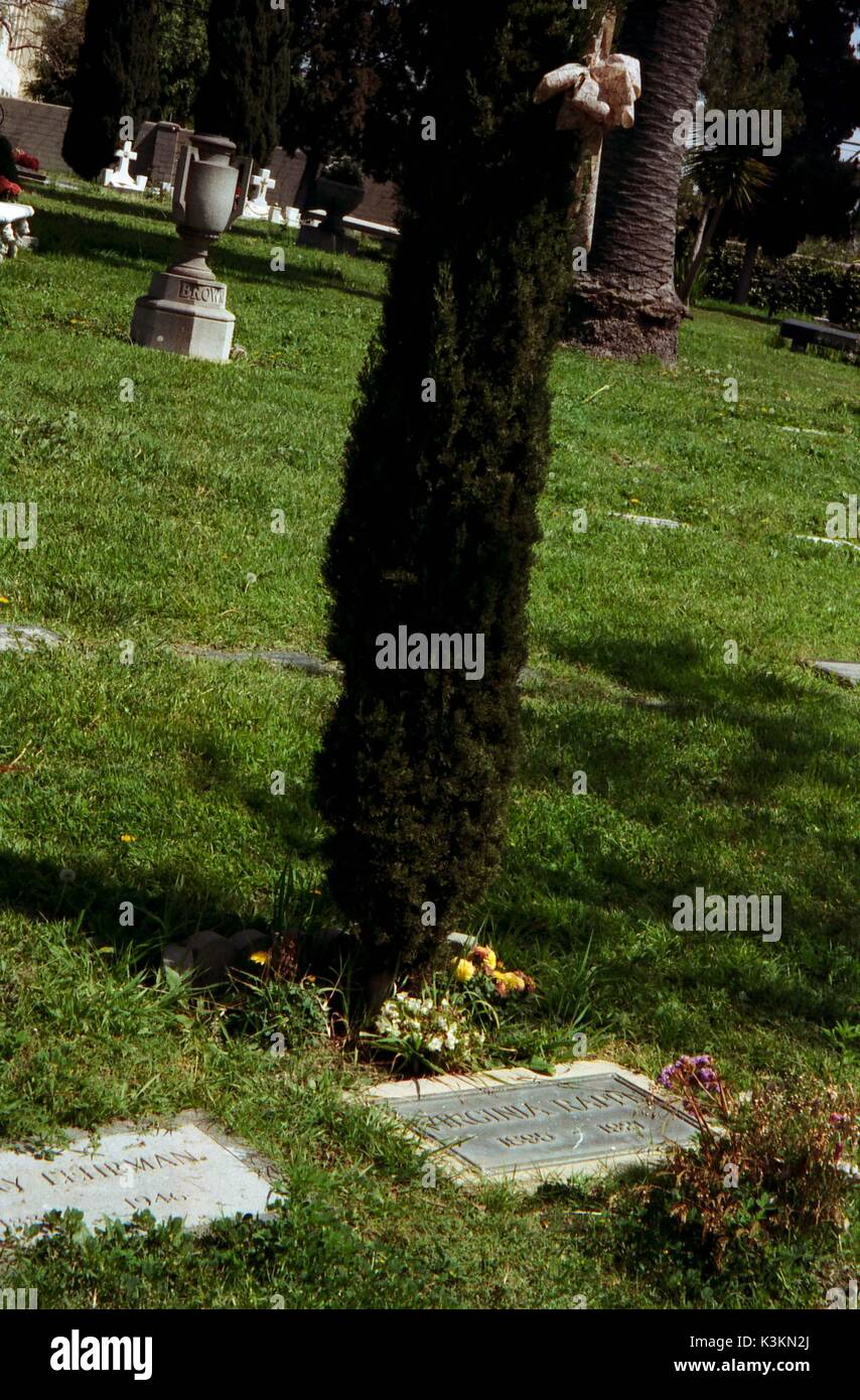 Grave of VIRGINIA RAPPE in The Hollywood Cemetery, Los Angeles. Dying ...