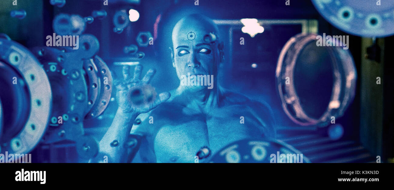 Dr manhattan watchmen hi-res stock photography and images - Alamy