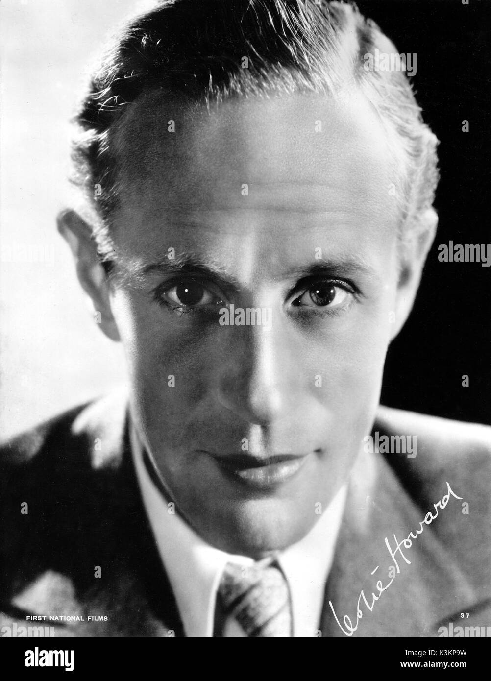 LESLIE HOWARD British actor Stock Photo - Alamy