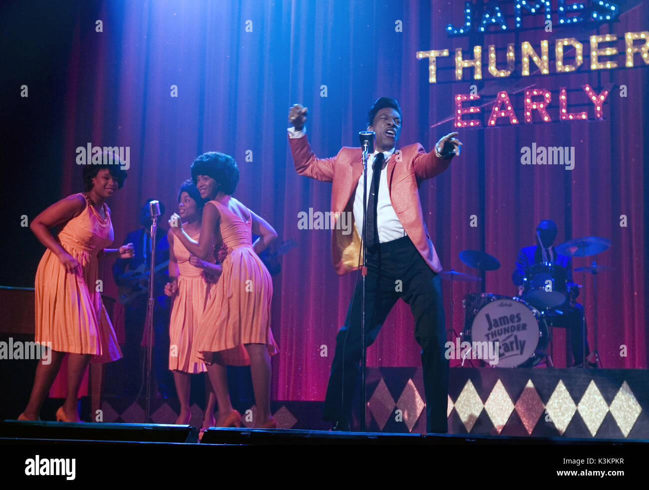 DREAMGIRLS aka DREAM GIRLS [L-R] JENNIFER HUDSON as Effie, ANIKA NONI ...