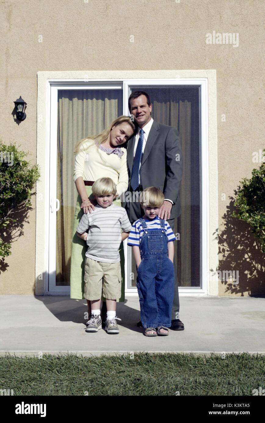 BIG LOVE Series,1/Episode,1/Pilot CHLOE SEVIGNY, BILL PAXTON, ? KEEGAN ...