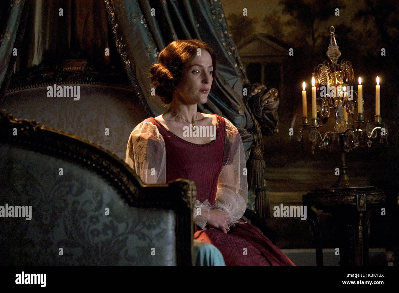 BLEAK HOUSE GILLIAN ANDERSON as Lady Dedlock Date: 2005 Stock Photo - Alamy