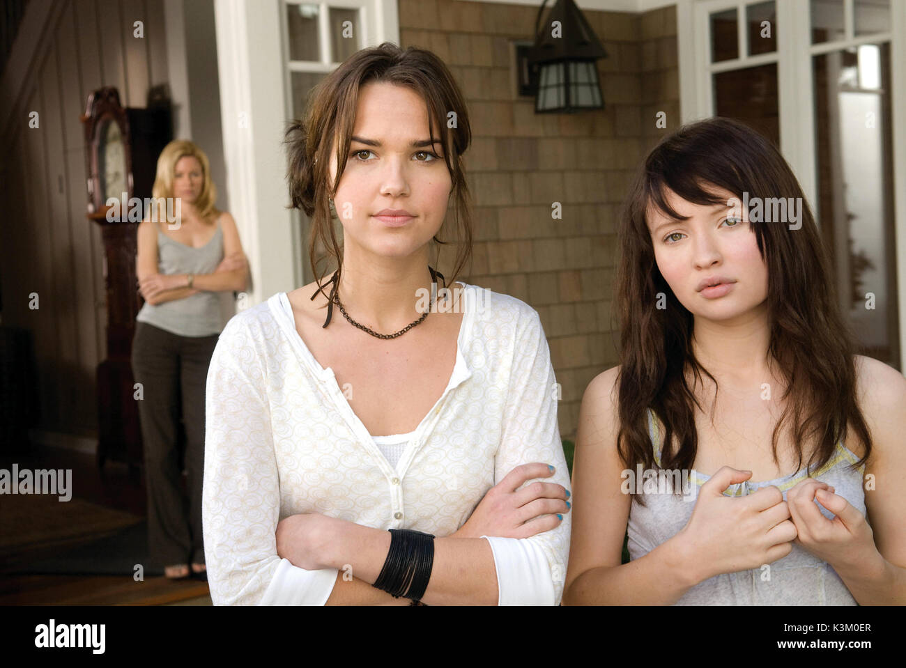 THE UNINVITED Elizabeth Banks, Emily Browning, Arielle Kebbel Date ...