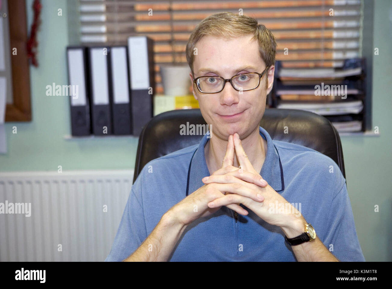 Stephen merchant extras hi-res stock photography and images - Alamy