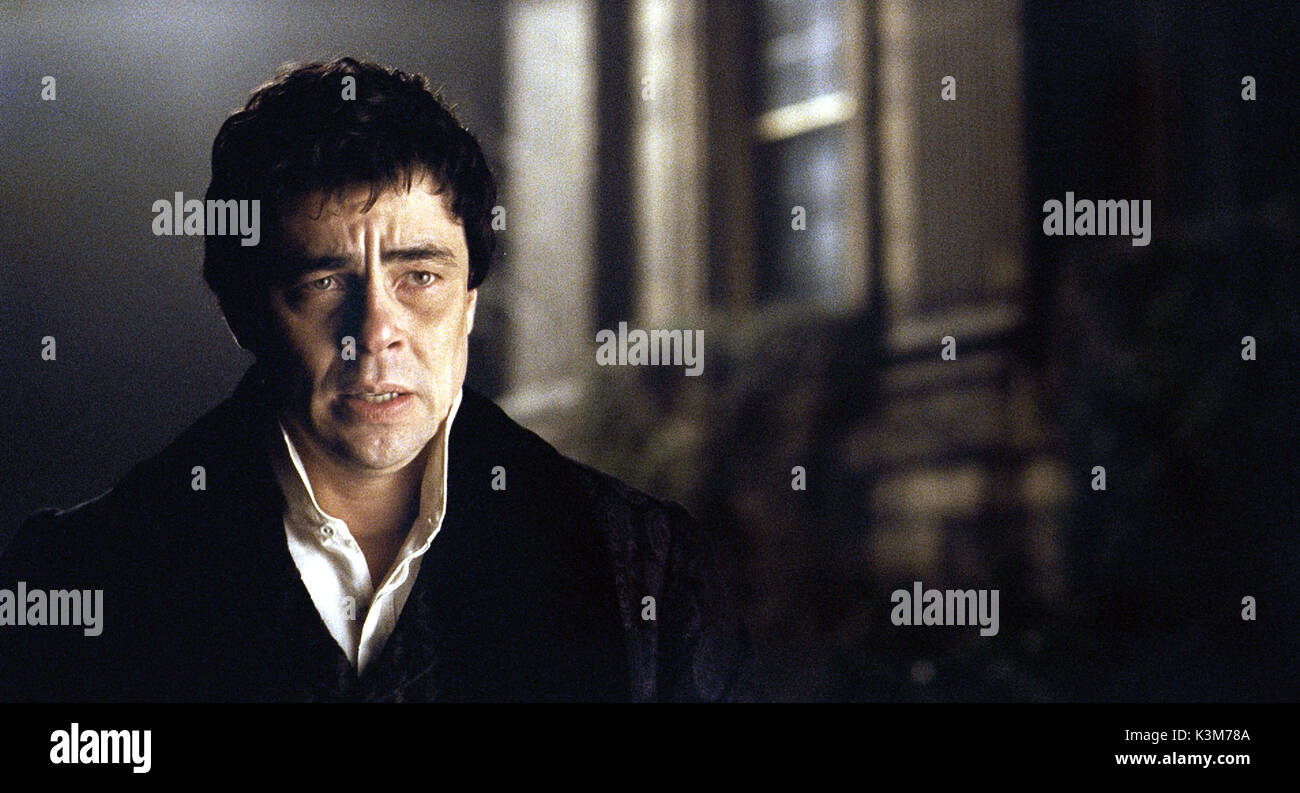 The wolfman benicio del toro hi-res stock photography and images - Alamy