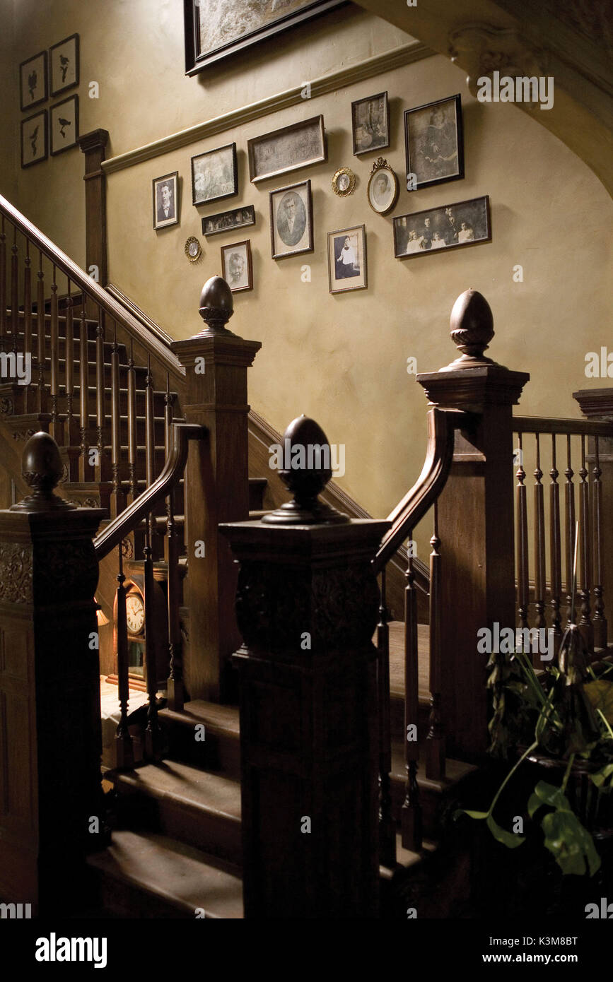 THE SPIDERWICK CHRONICLES THE SPIDERWICK CHRONICLES Date: 2008 Stock ...