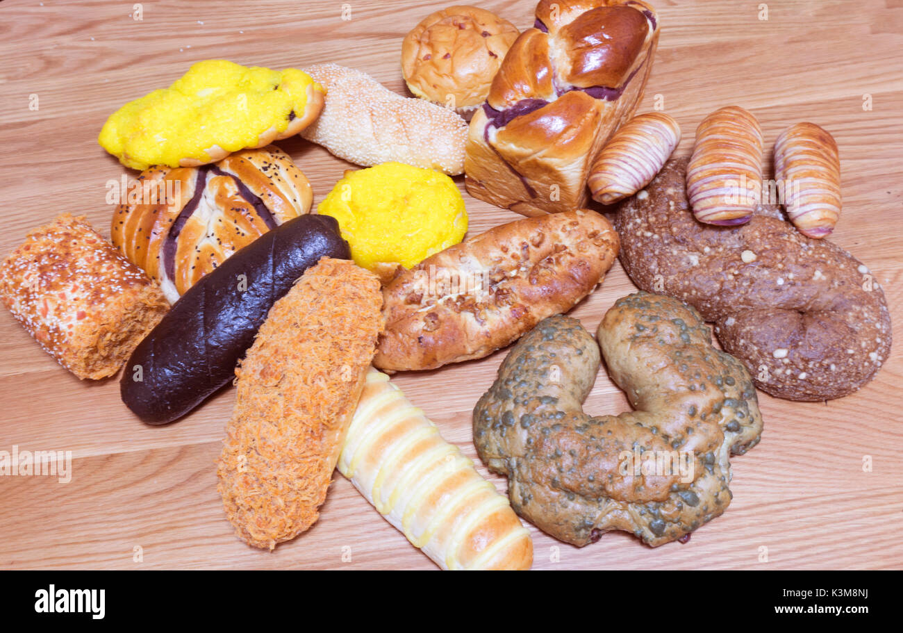 Group of bread hi-res stock photography and images - Alamy