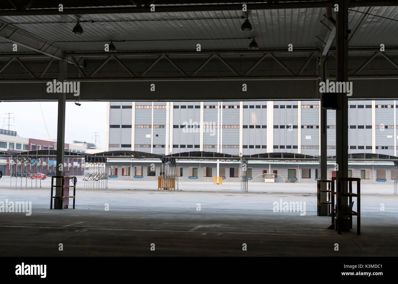 Empty stock exchange hi-res stock photography and images - Alamy