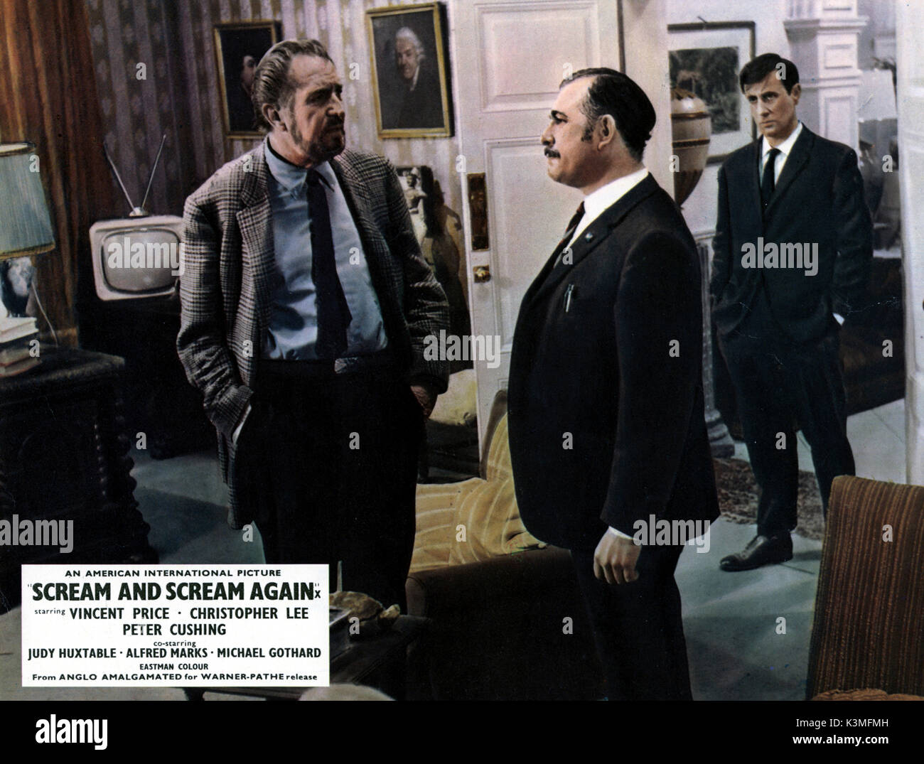 SCREAM AND SCREAM AGAIN [BR 1970] VINCENT PRICE, ALFRED MARKS Date ...