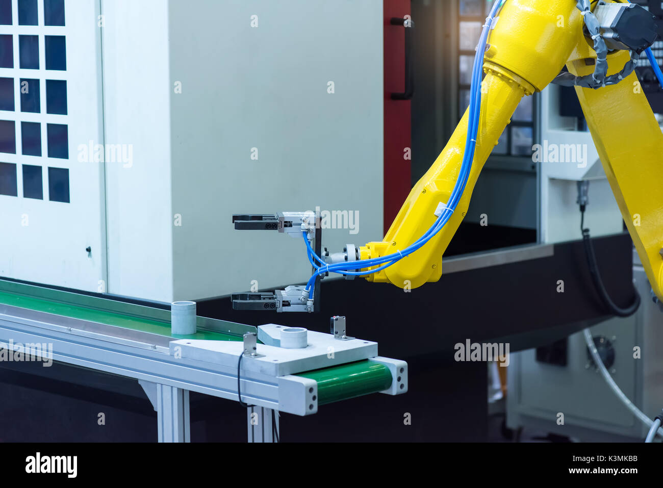 artificial intelligence machine at industrial manufacture factory,Smart ...