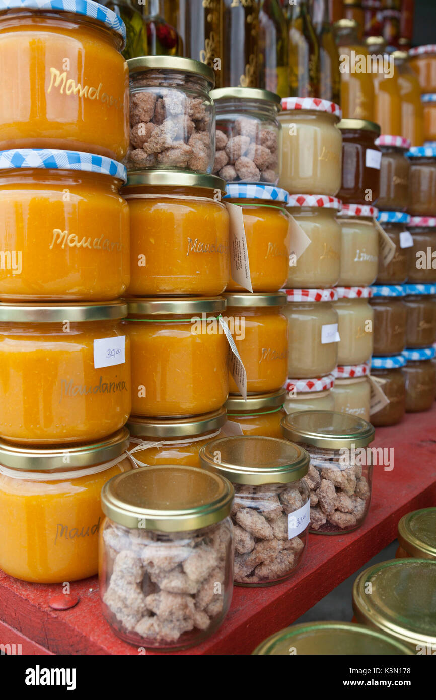 For sale in a market along the road near komin hi-res stock photography ...