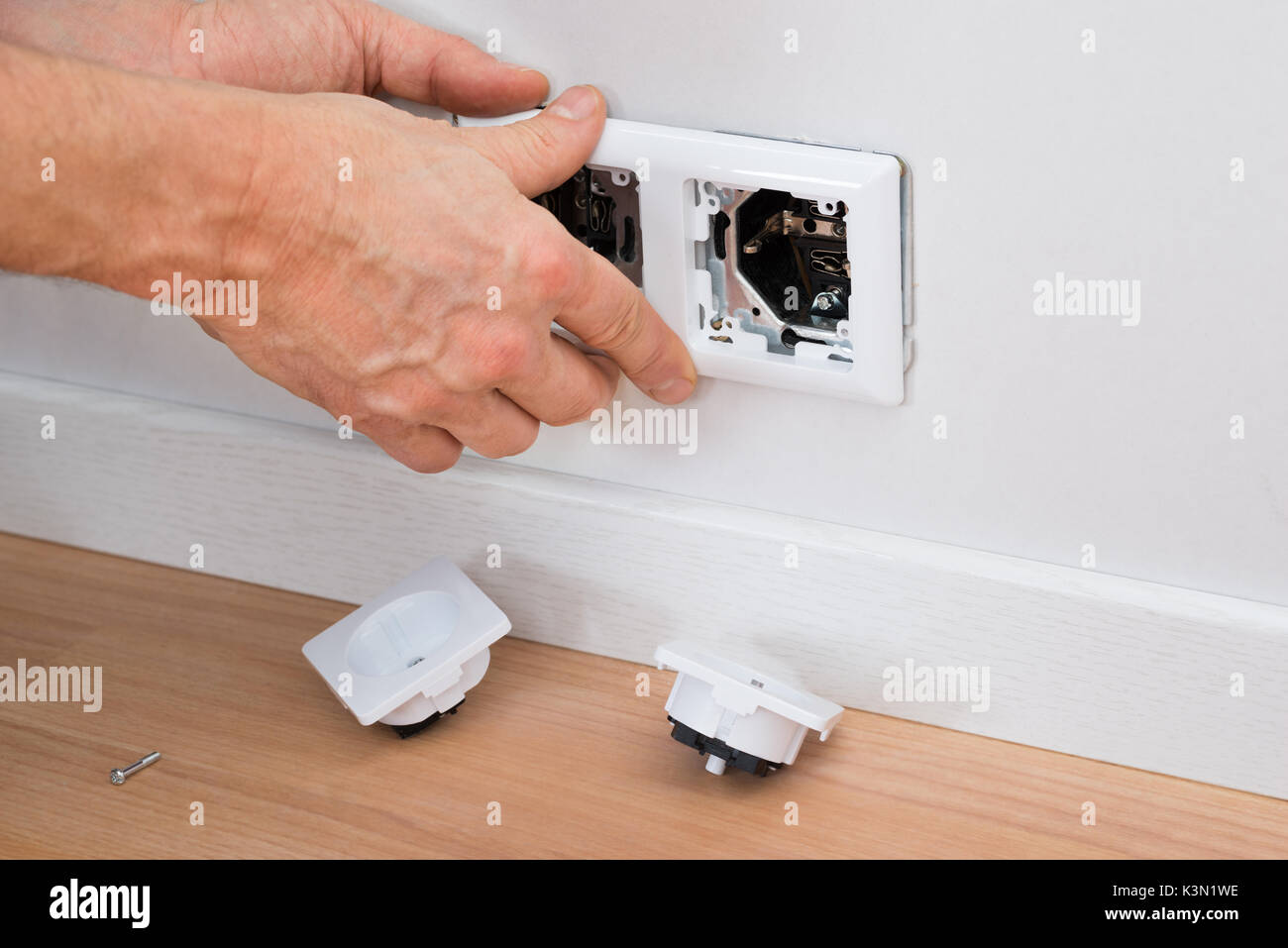 Electrician on home renovation hi-res stock photography and images - Alamy