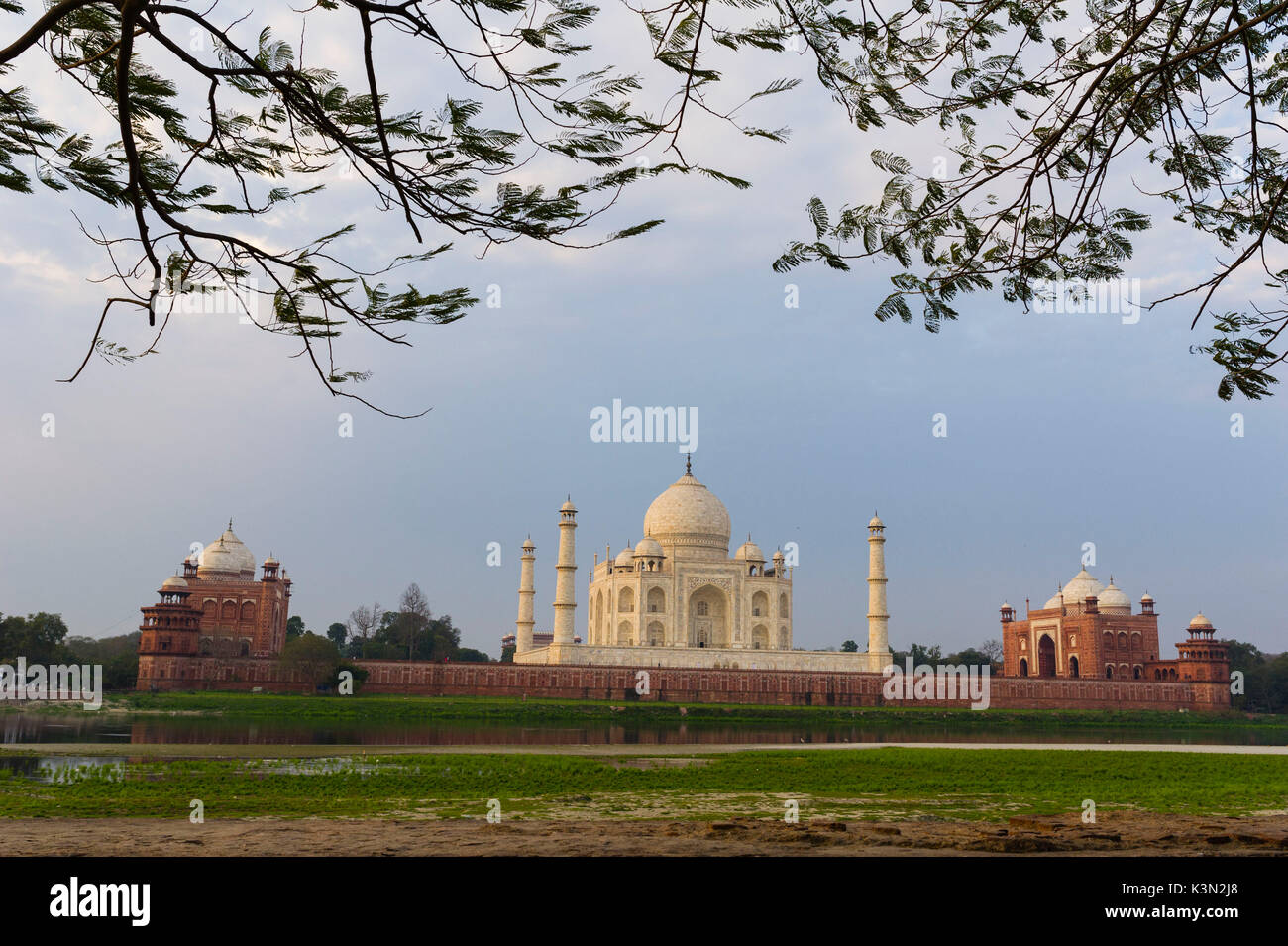 India Temple Landscapes High Resolution Stock Photography and Images ...