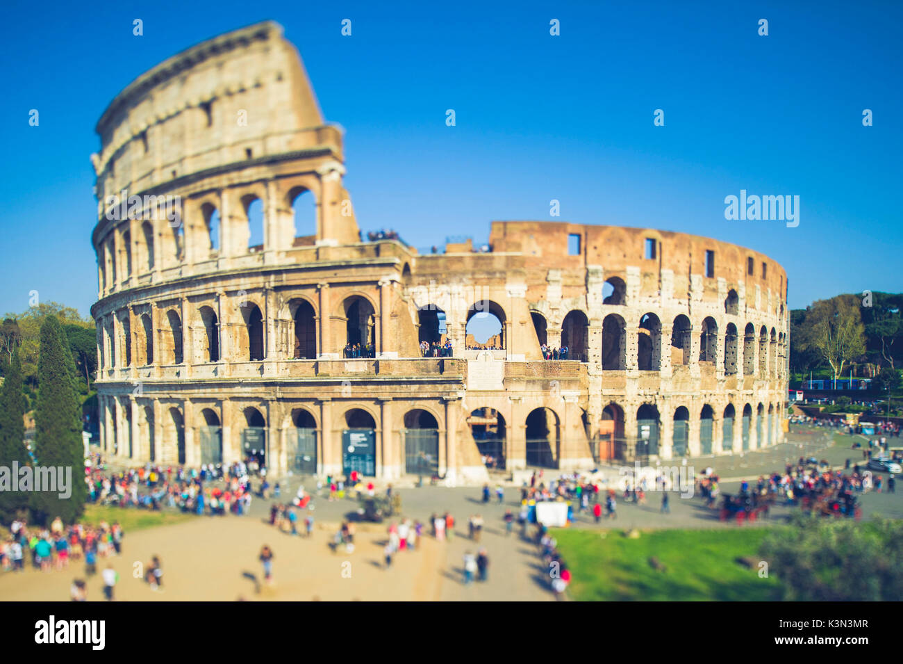 Rome, Lazio, Italy. Colosseum and tourists Stock Photo - Alamy