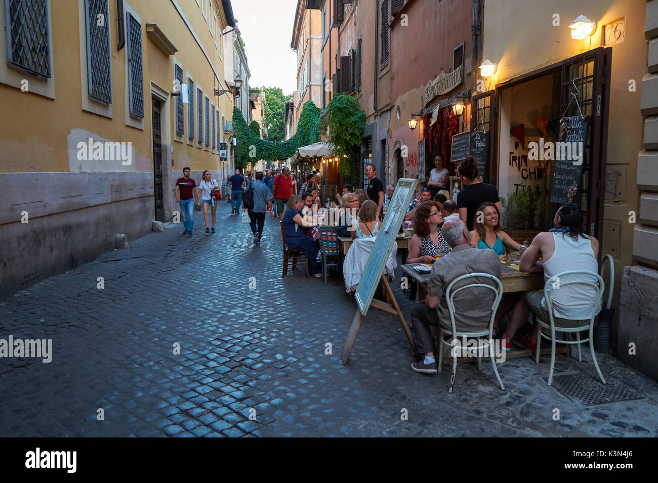 Tourists visiting restaurants in Trastevere, Rome, Italy Stock Photo ...