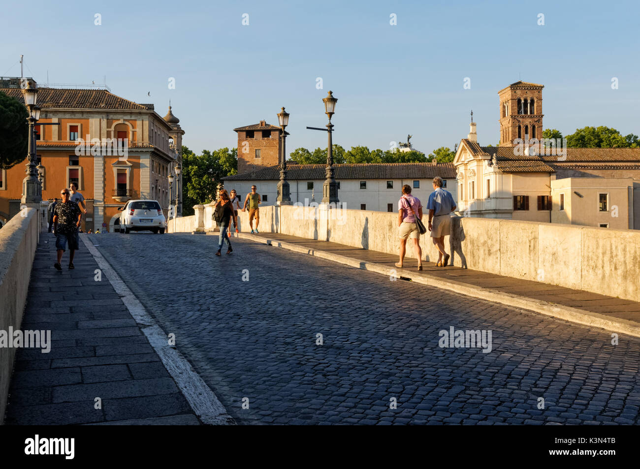 Rome people walking hi-res stock photography and images - Alamy