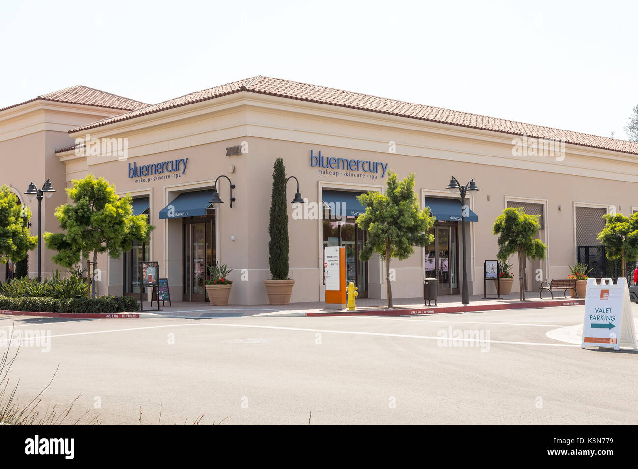 Blue mercury hi-res stock photography and images - Alamy