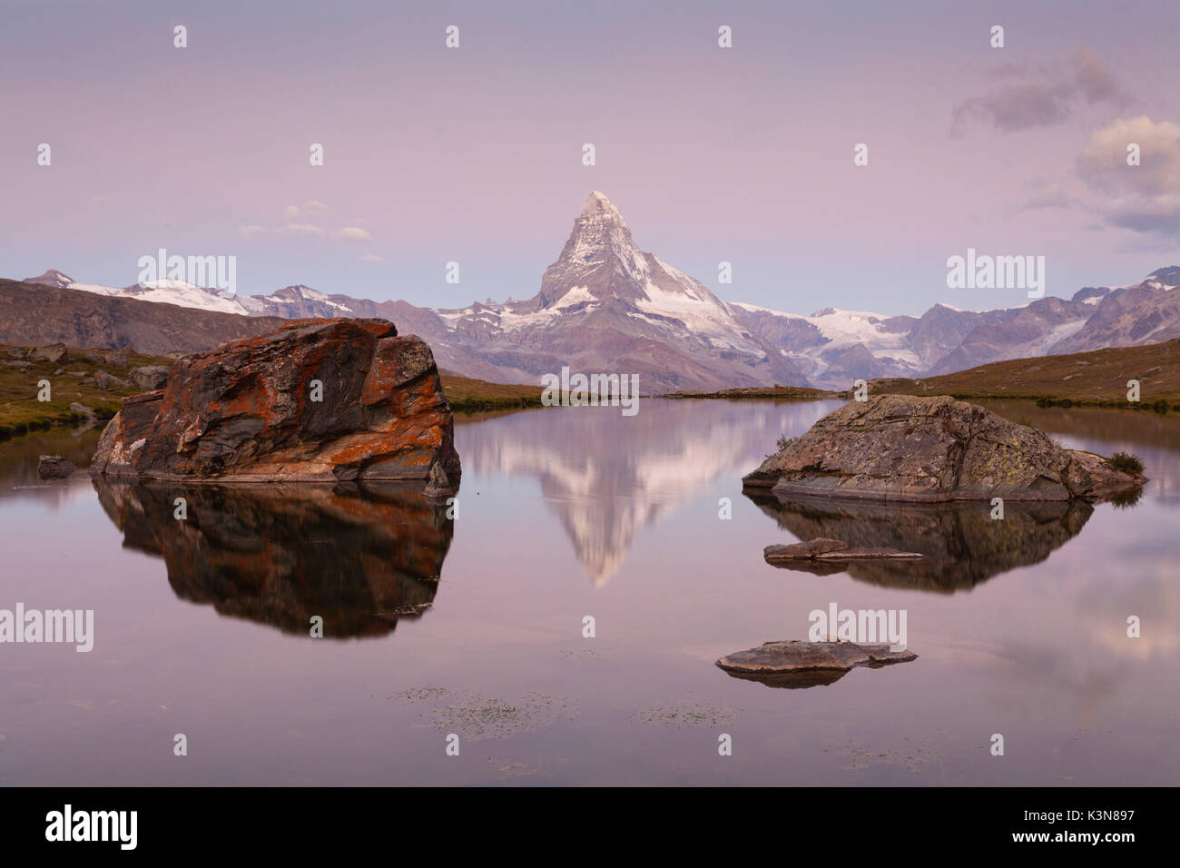 Switzerland matterhorn views from stellisee at dawn hi-res stock ...