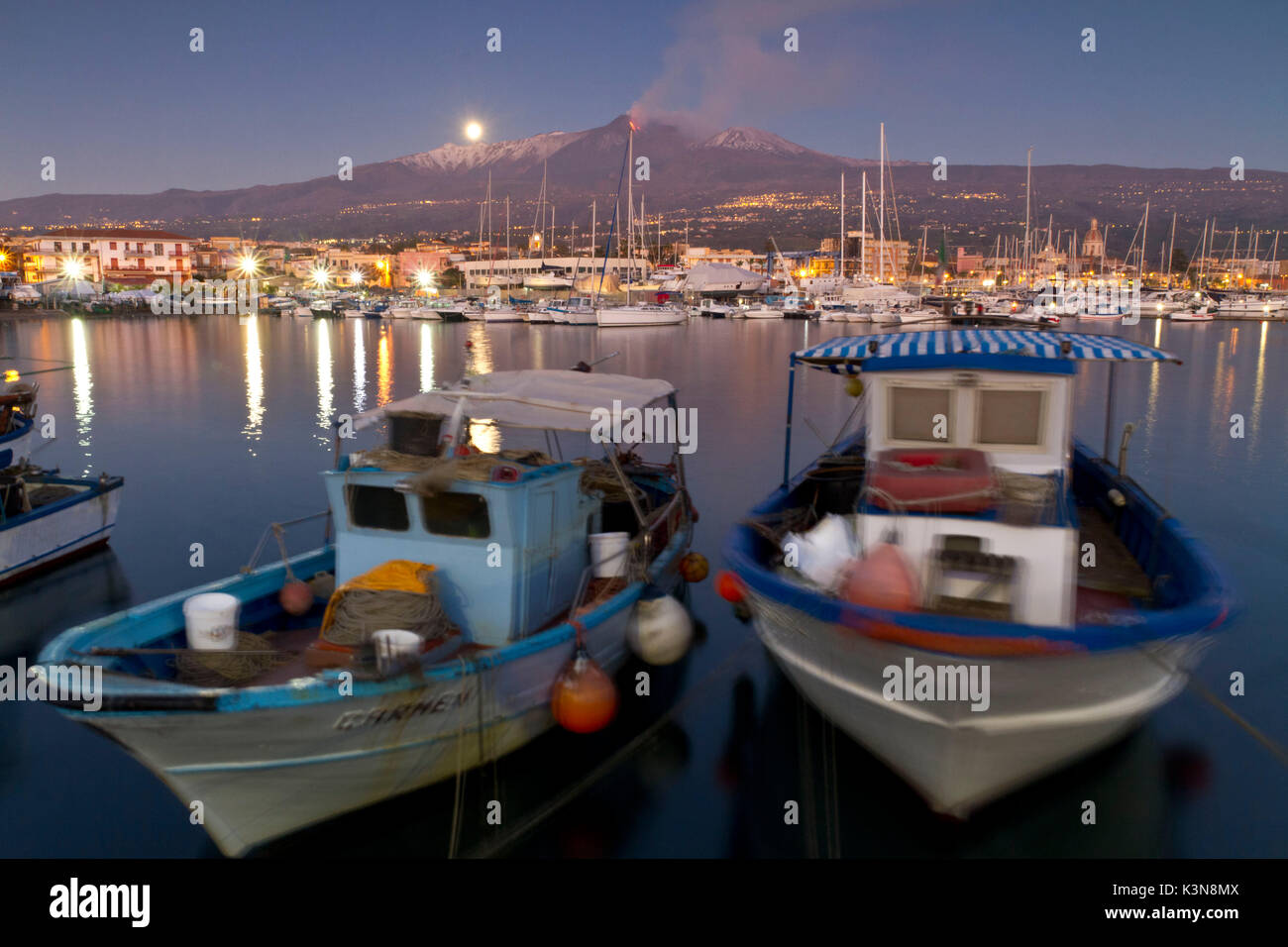 Port Of Riposto High Resolution Stock Photography and Images - Alamy