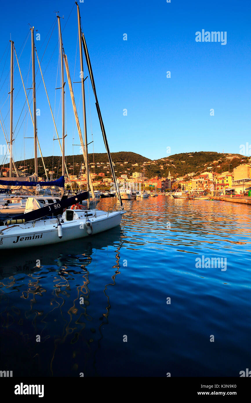 Lerici liguria italy hi-res stock photography and images - Alamy