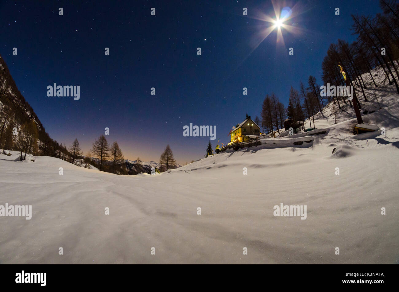 Refuge crosta hi-res stock photography and images - Alamy